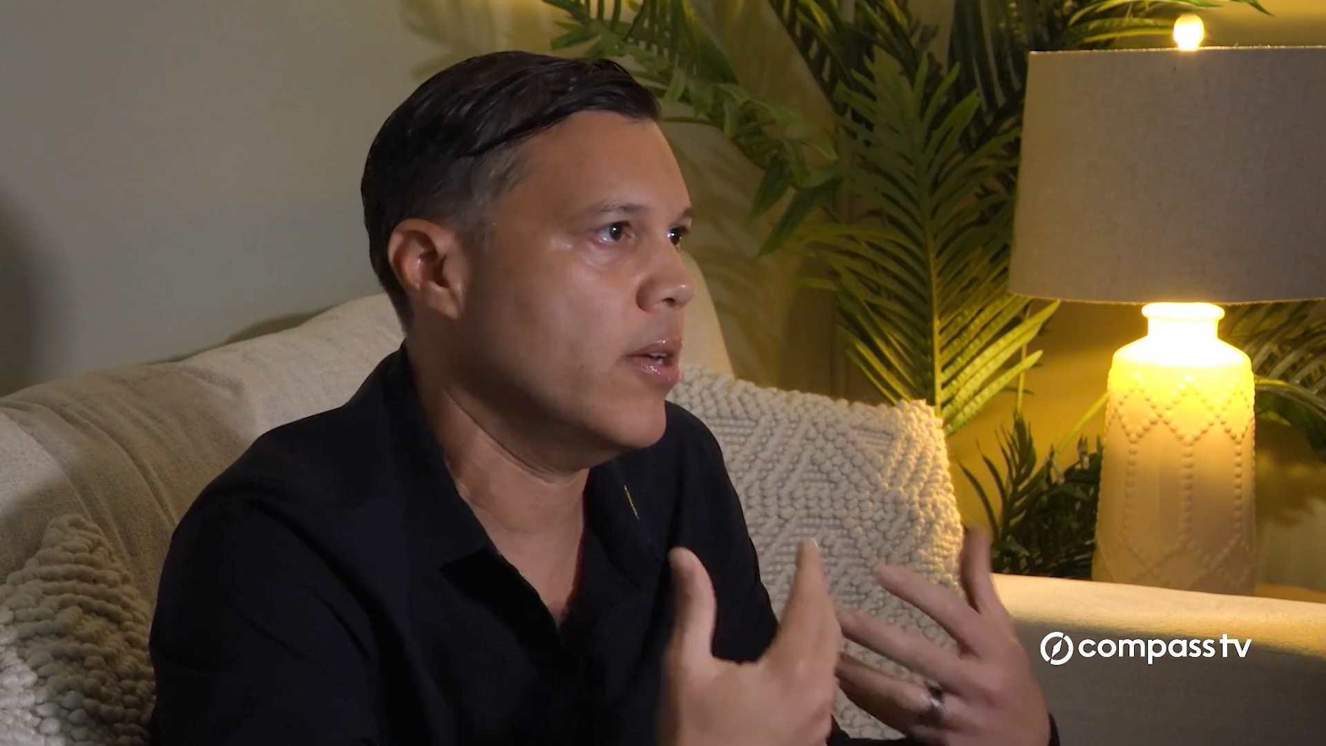 Frank E. Flowers showcases Cayman culture through The Bluff - Compass TV